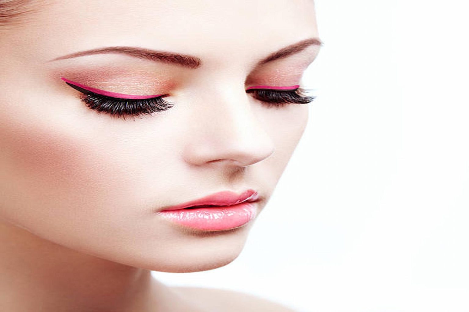 What Is The Difference Between Individual Lashes And Lash Extensions?